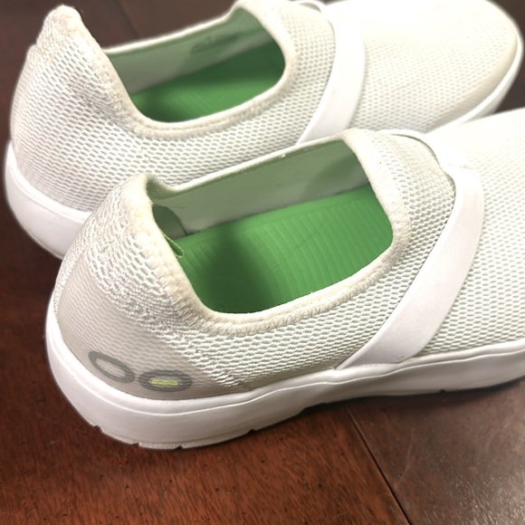 OOFOS | Shoes | Oofos Oomg Low Shoe | Poshmark